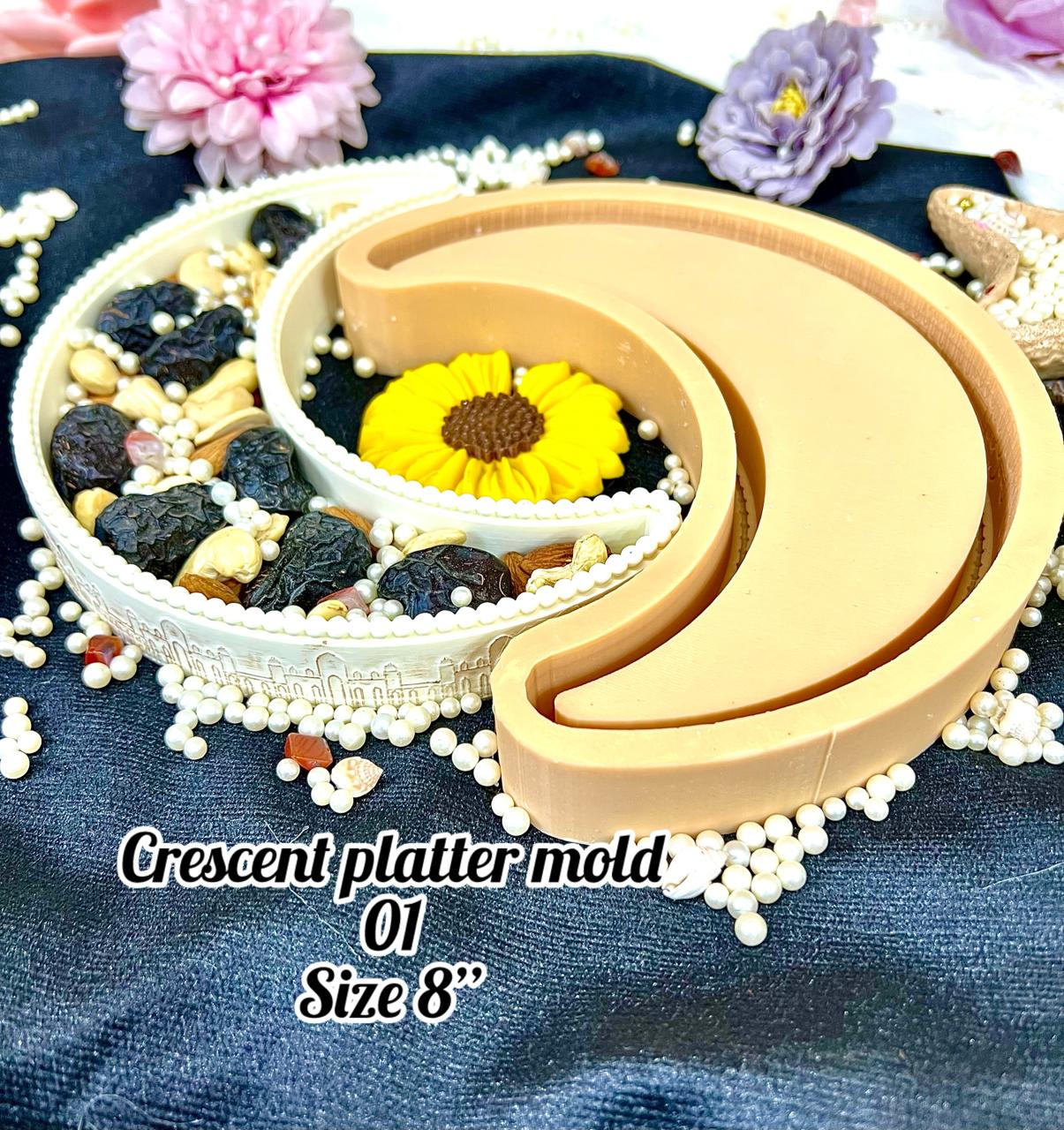 🌙 Crescent Mold 01 🌙 – meemnoonstudio